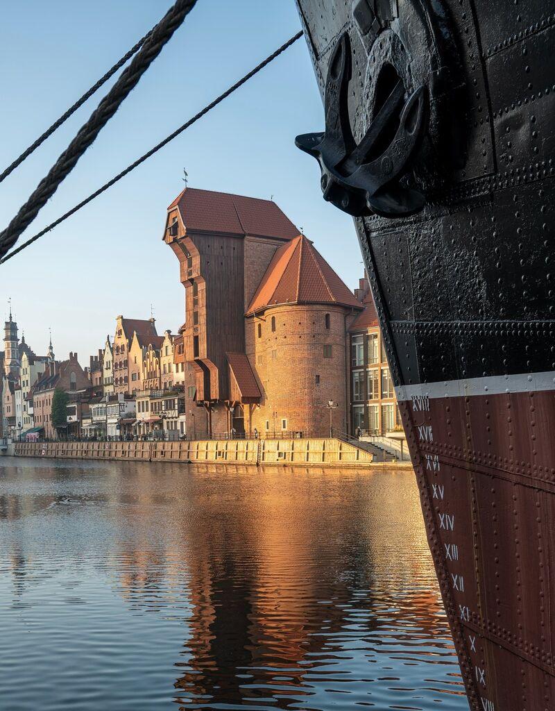 Four Quarters Fountain | Gdańsk Travel Guide